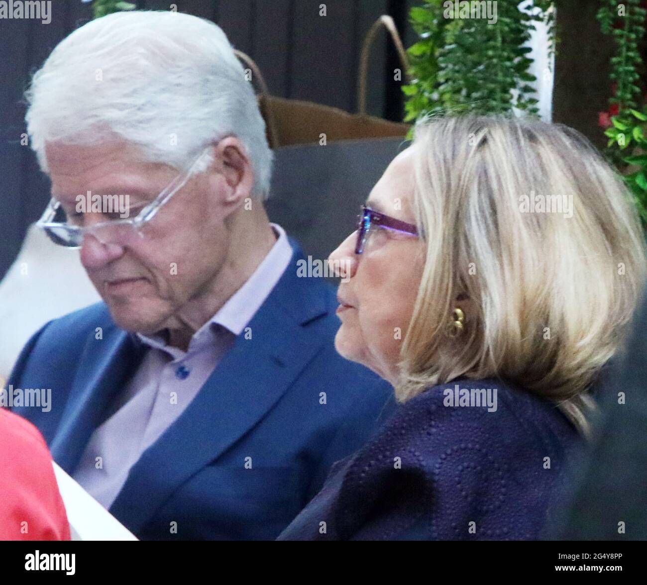 New York, NY, USA. 23rd June, 2021. Bill Clinton And Hillary Clinton ...