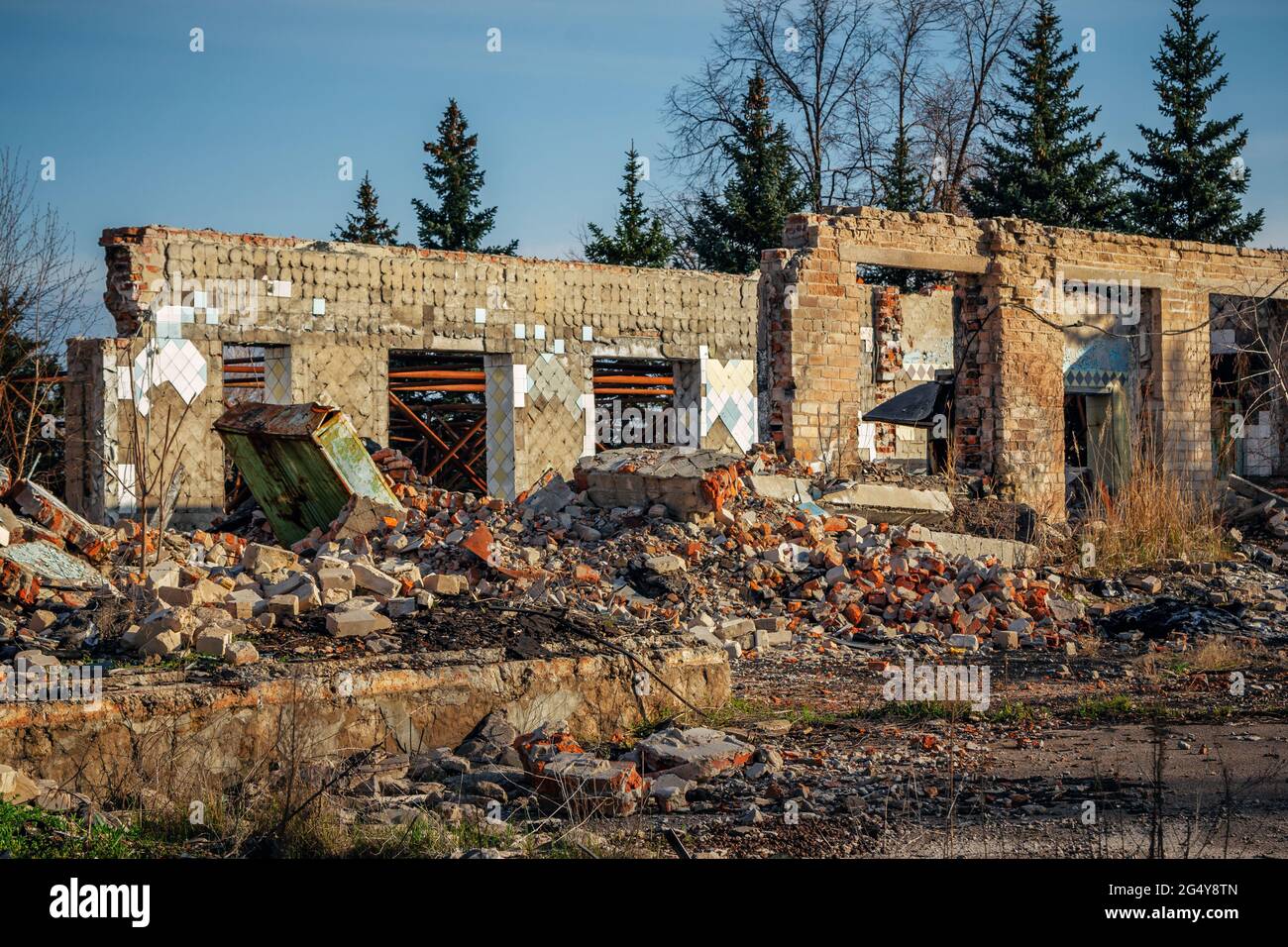 View of old ruined brick house. Abandoned building ruins Stock Photo ...