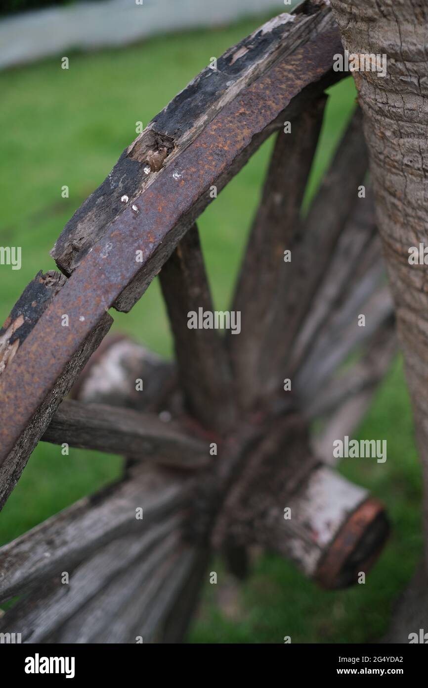 Old rusty horse drawn hi-res stock photography and images - Alamy