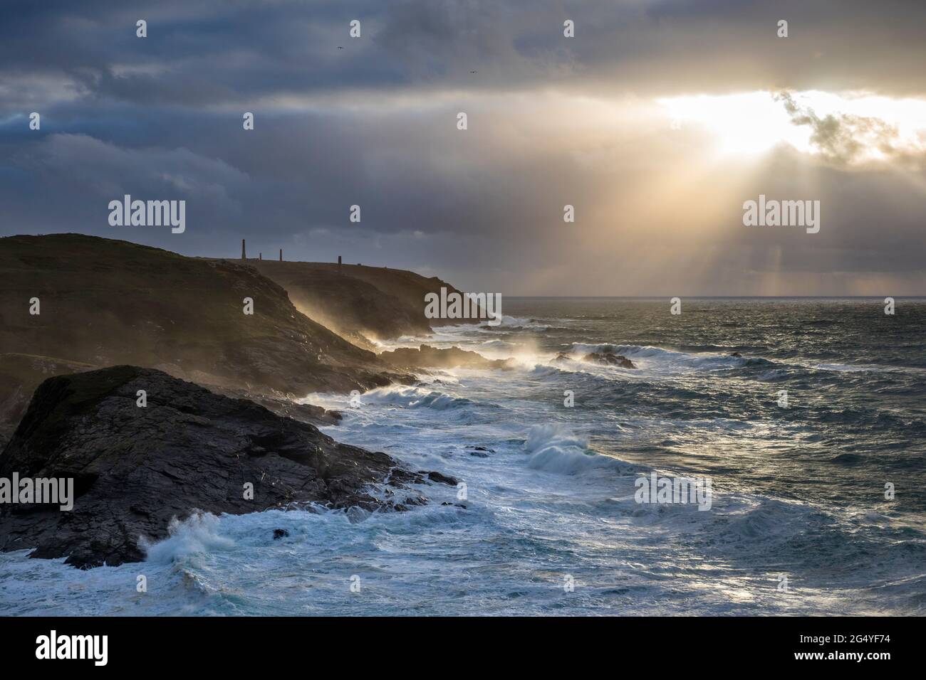 Pendeen coast cornwall hi-res stock photography and images - Alamy