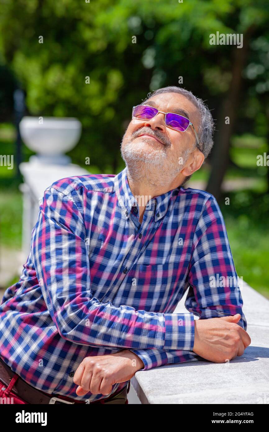 Happy pensioner hi-res stock photography and images - Alamy