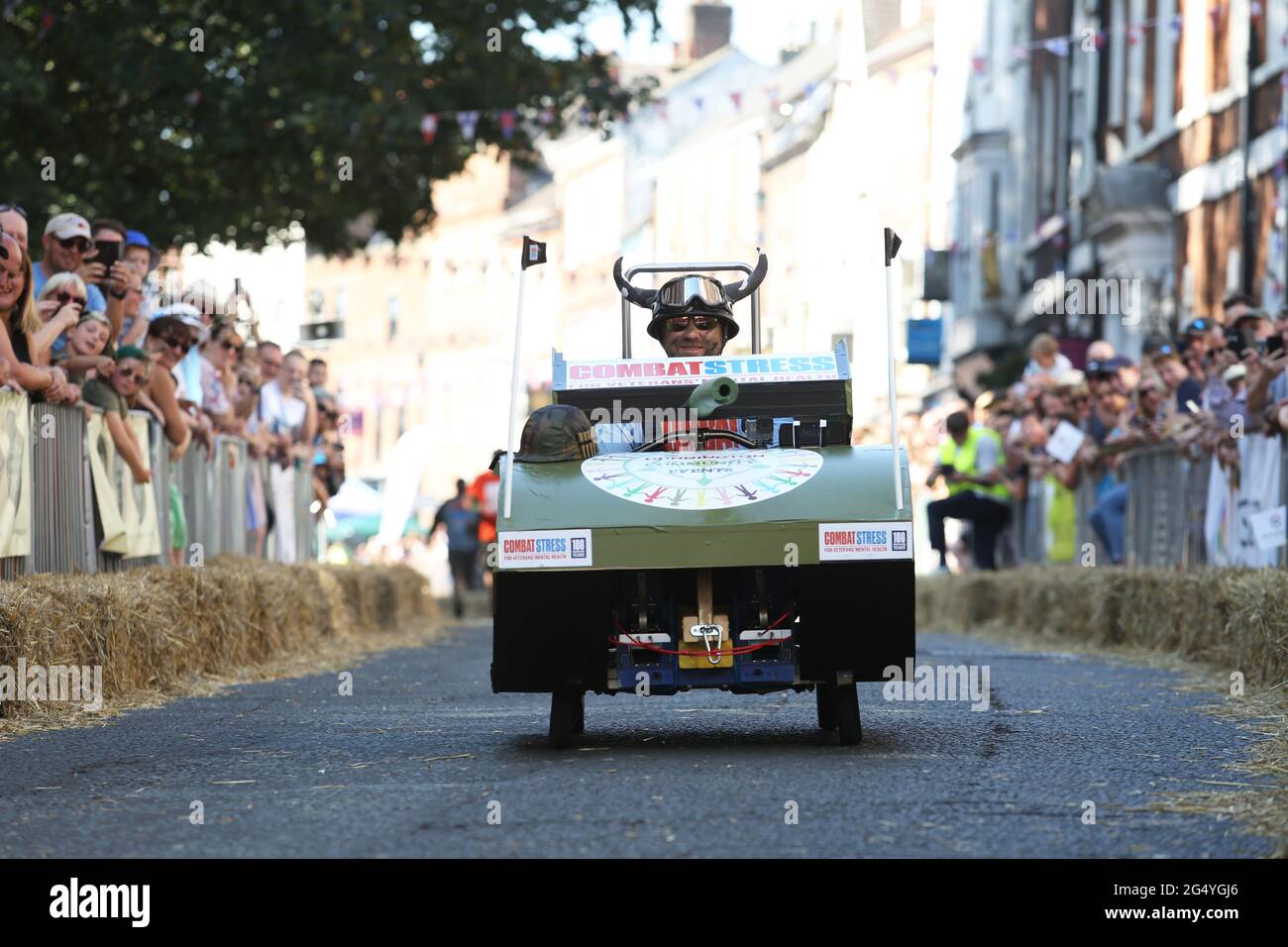Funny carts hi-res stock photography and images - Alamy