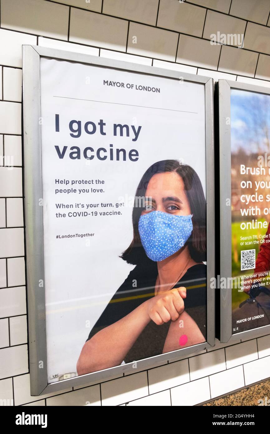 London underground station advert hi-res stock photography and images ...