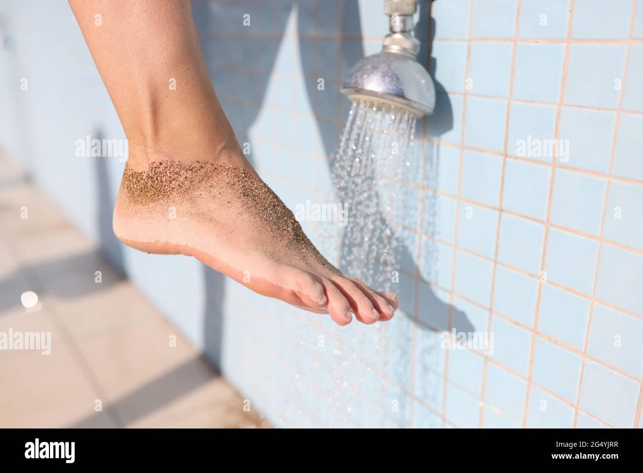 Sea bathroom beauty woman hi-res stock photography and images - Alamy