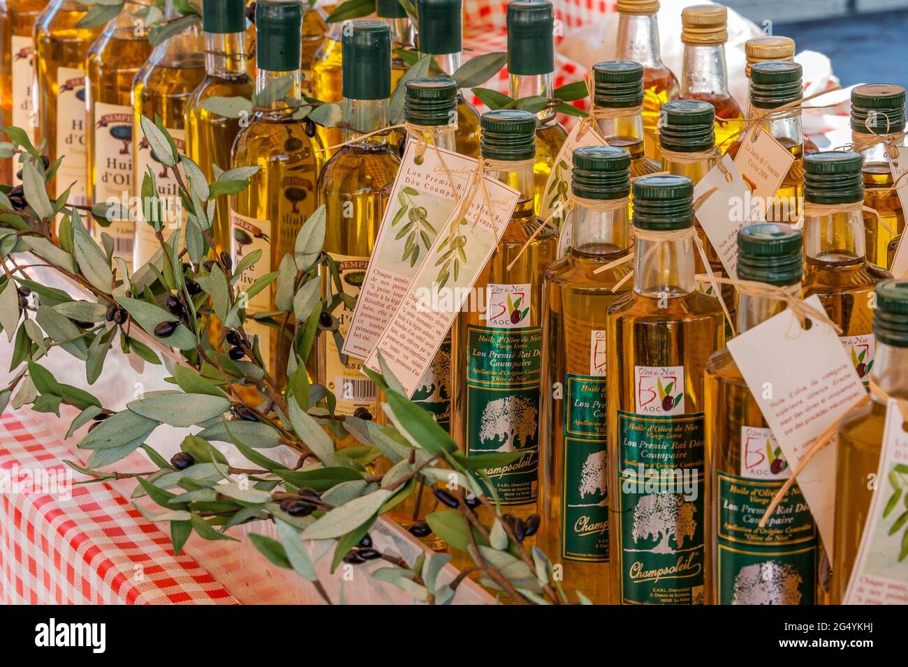 Nice olive oil bottle hi-res stock photography and images - Alamy