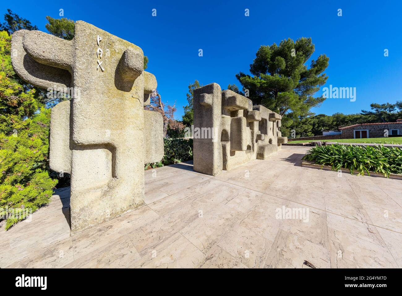 FRANCE, VAR (83) SAINT-MANDRIER-SUR-MER, FRANCO-ITALIAN CEMETERY Stock ...