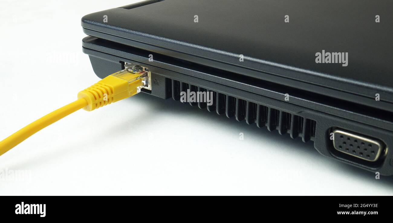 Twisted pair cable hi-res stock photography and images - Alamy