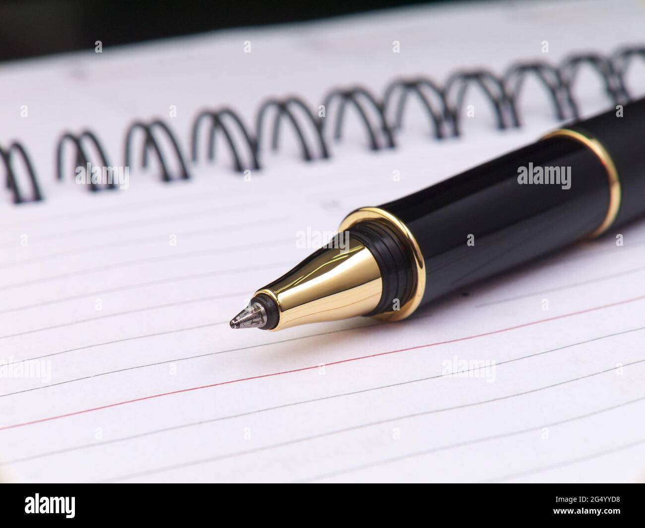 gold plated ballpoint pen, macro Stock Photo - Alamy