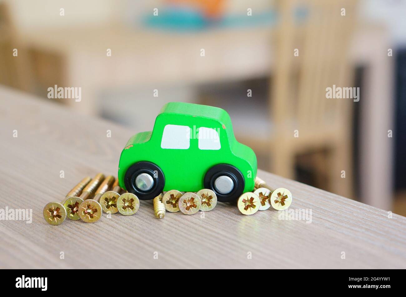 Green screws hi-res stock photography and images - Alamy