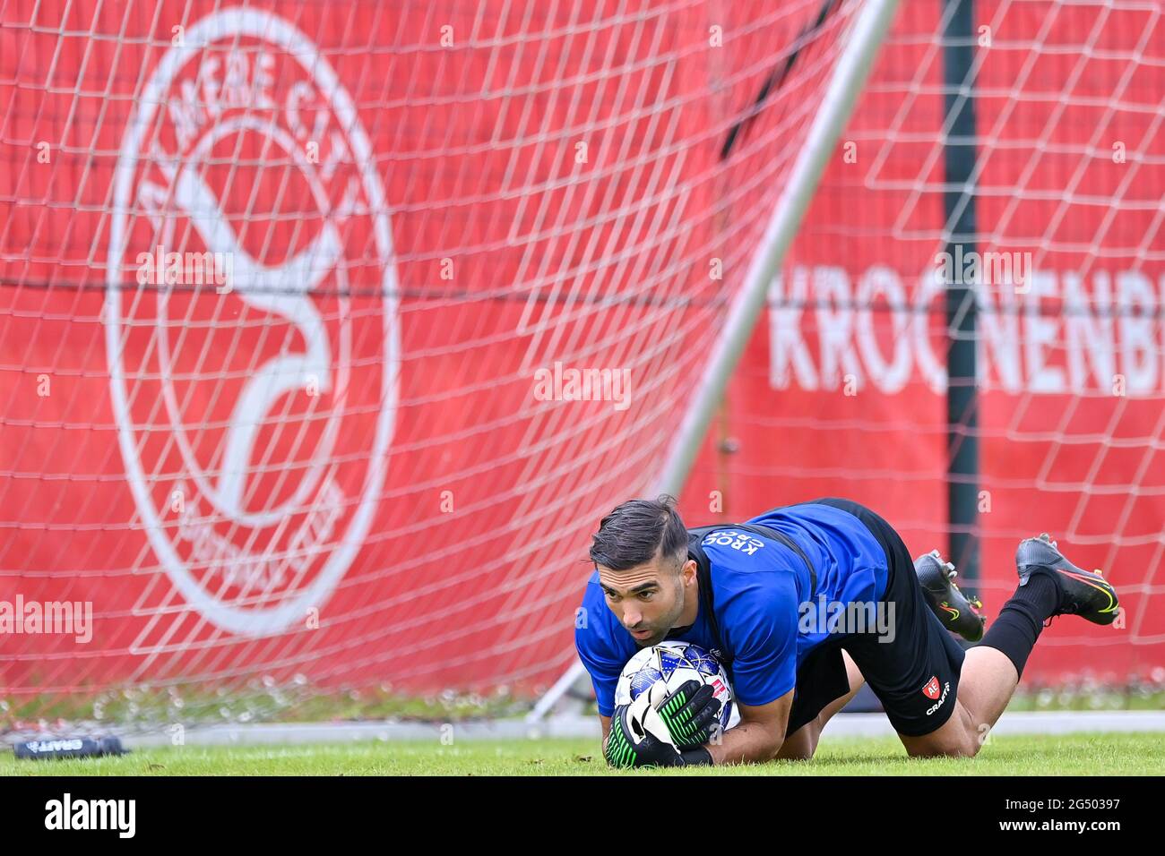 ALMERE, NETHERLANDS - JUNE 24: Goalkeeper Agil Etemadi of Almere City ...