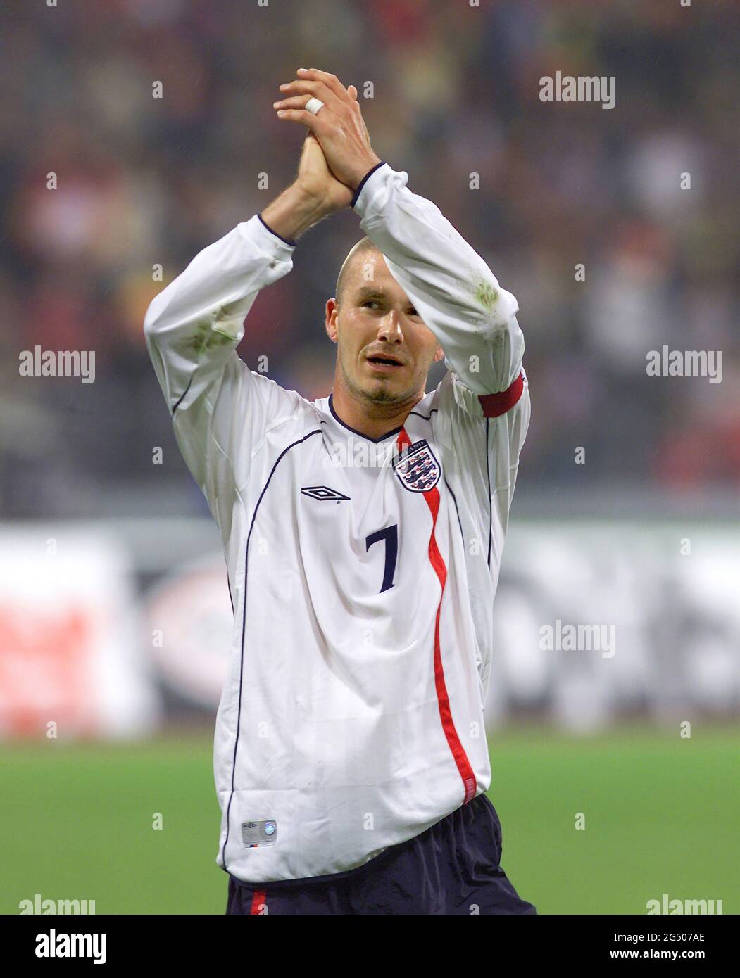 Beckham 2001 hi-res stock photography and images - Alamy