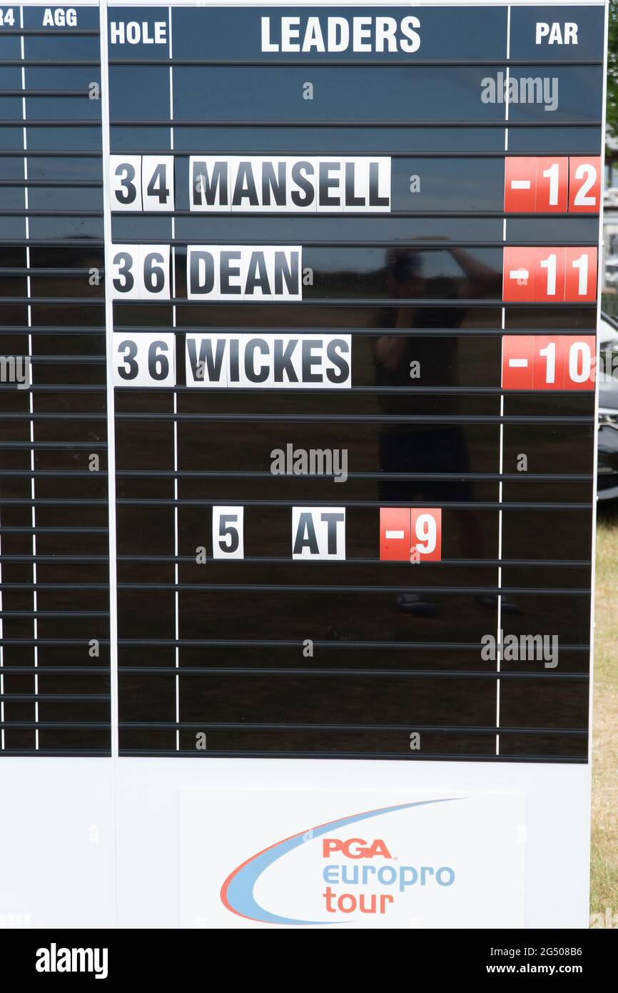 Leaderboard hi-res stock photography and images - Alamy