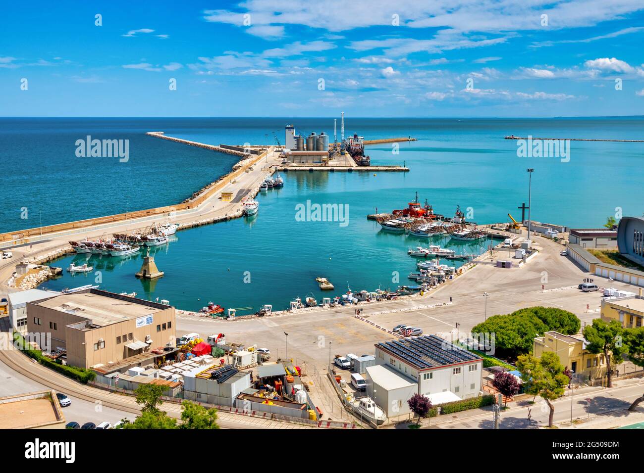 Porto di ortona hi-res stock photography and images - Alamy