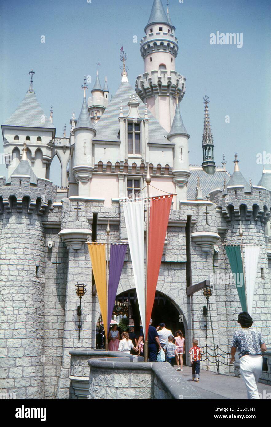 Anaheim sleeping beautys castle hi-res stock photography and images - Alamy