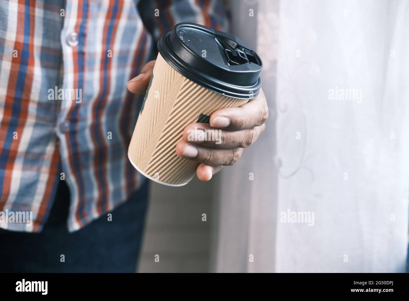 Hand holding take away hi-res stock photography and images - Alamy