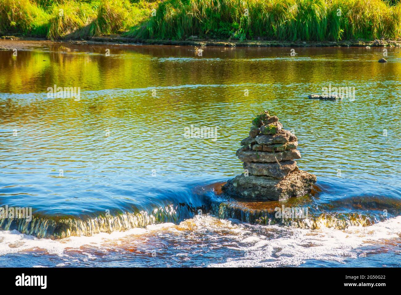 Middle stack mountain hi-res stock photography and images - Alamy