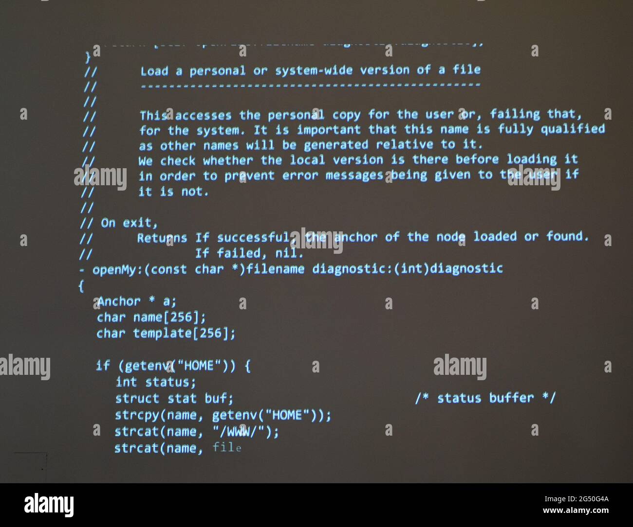 NY media preview of Sotheby's NFT auction of Sir Tim Berners-Lee Source ...