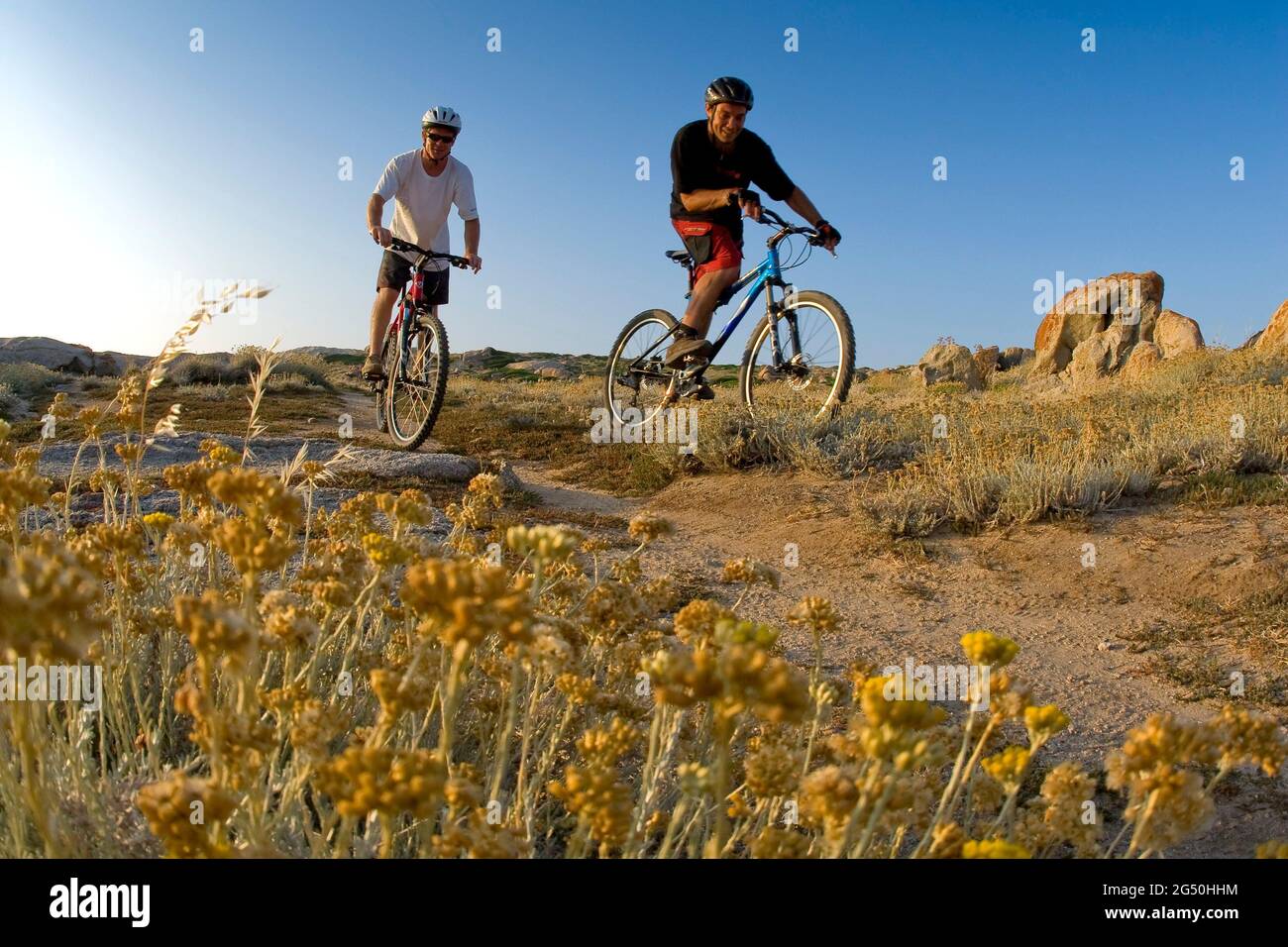 FRANCE. HAUTE-CORSE (2B) MOUNTAIN BIKE ON AREGNO BEACH Stock Photo - Alamy