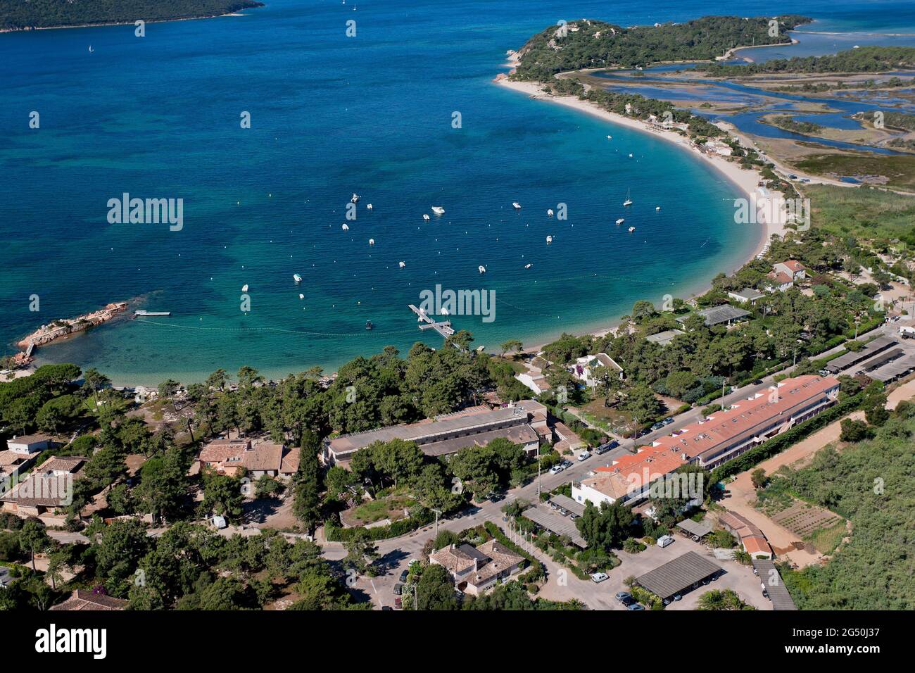 FRANCE. CORSE-DU-SUD (2A) CALA ROSSA BEACH AND POINTE DE BENEDETTU ...