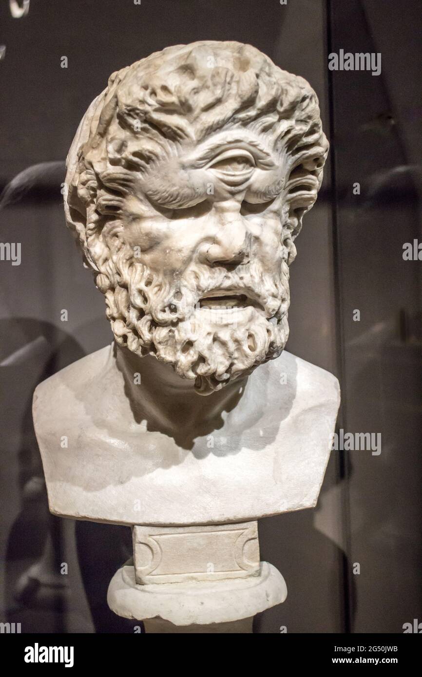 Polyphemus sculpture hi-res stock photography and images - Alamy