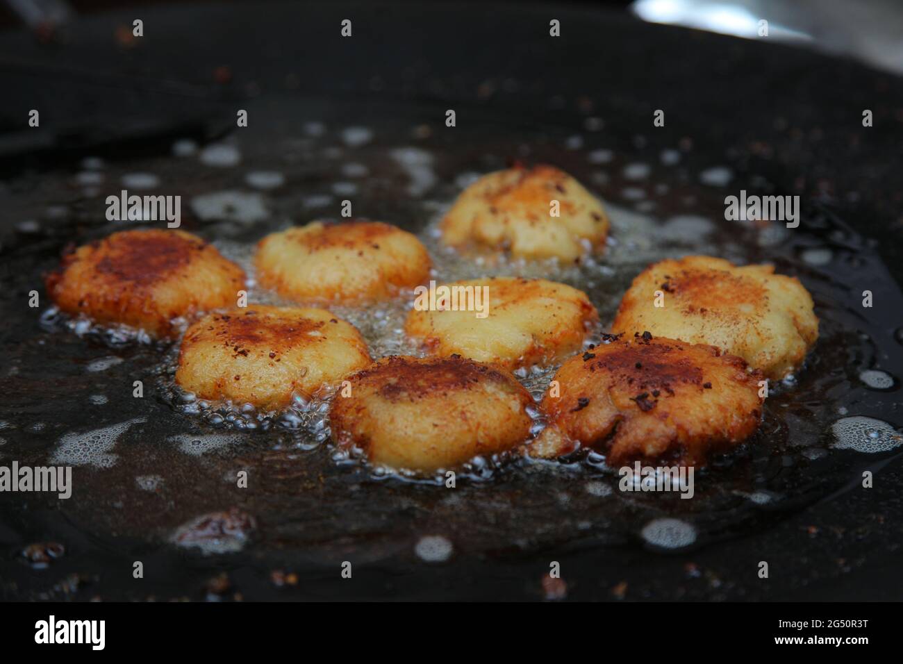 Indian fast food hi-res stock photography and images - Alamy