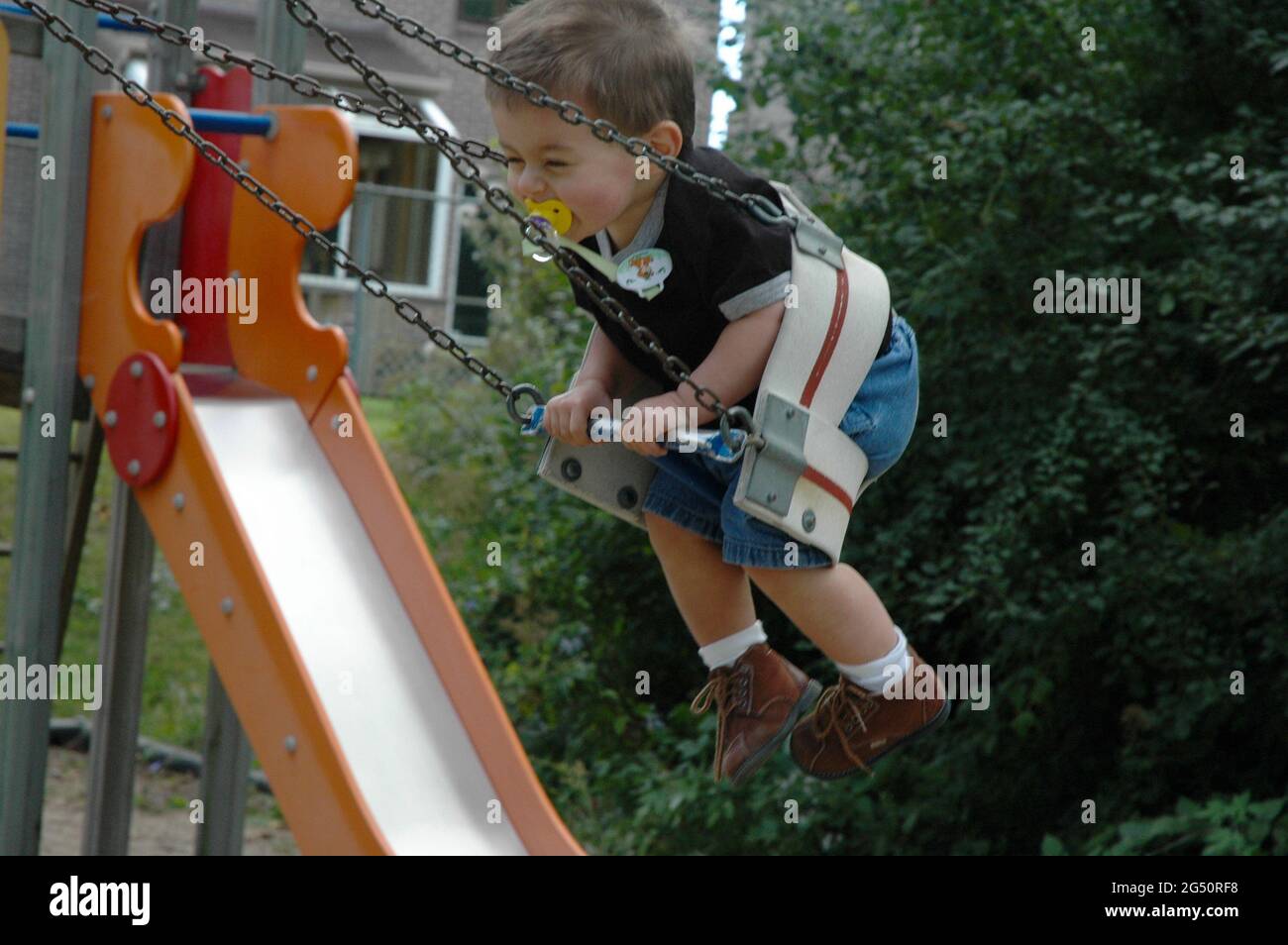 Arm swing child hi-res stock photography and images - Alamy