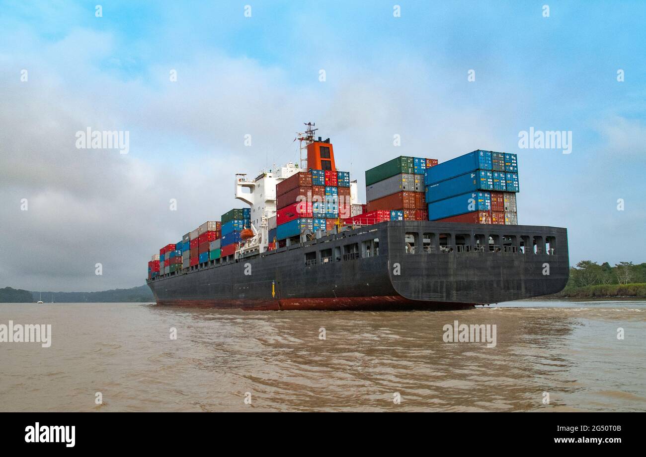 huge container ship sailing in the Gate lake of Panama Canal Stock ...