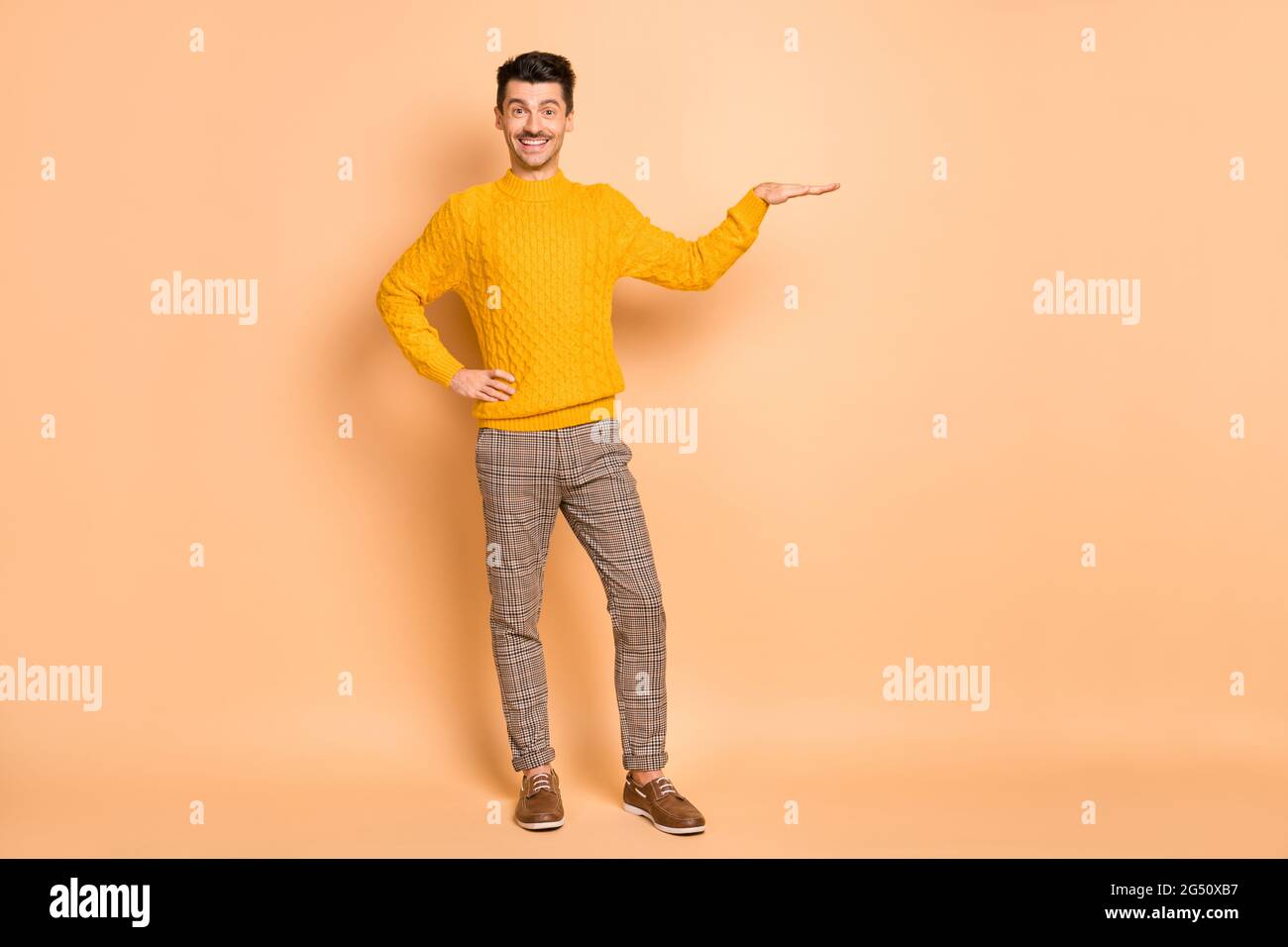 Big tall man full body hi-res stock photography and images - Alamy