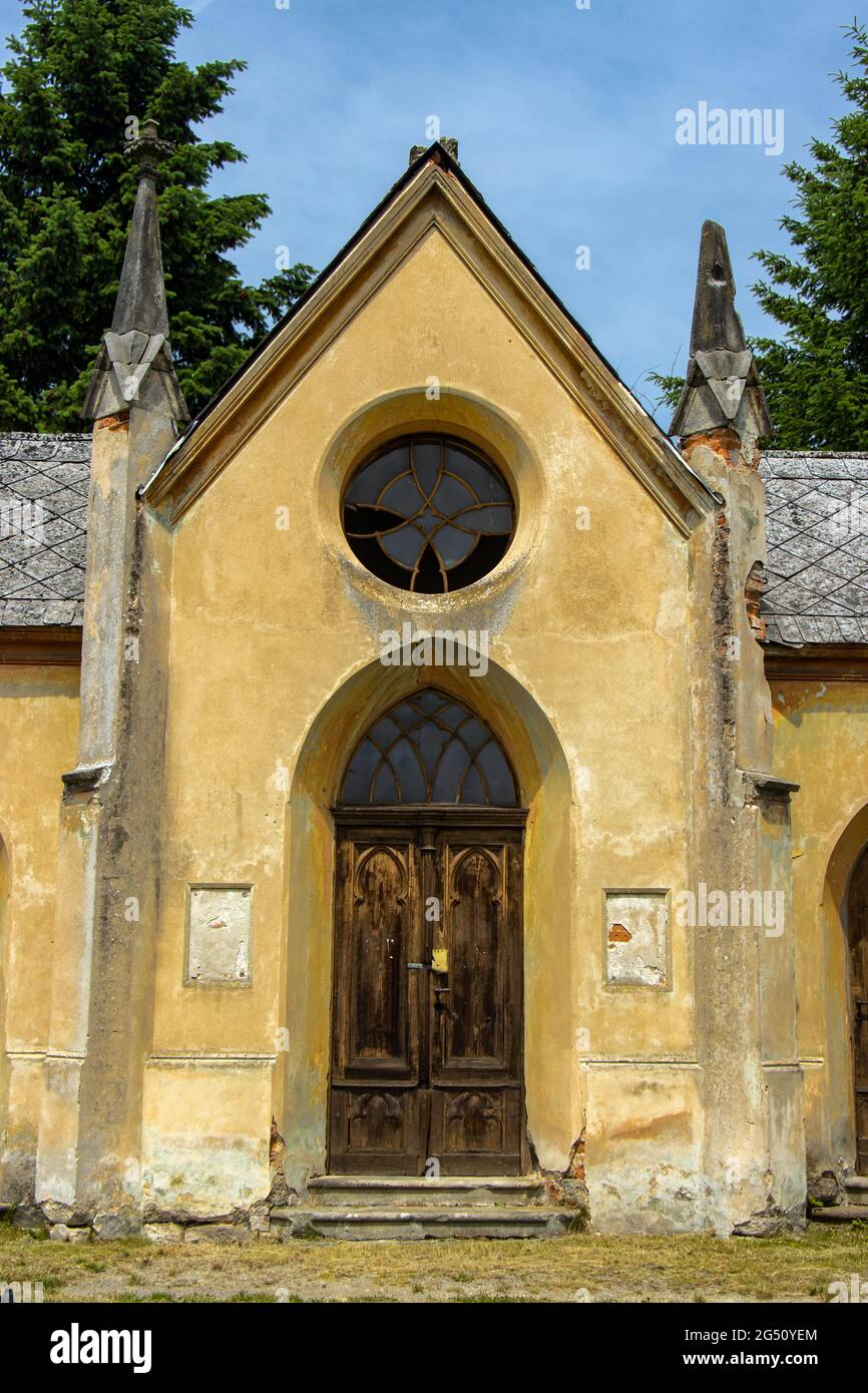 Entrance to the cemetery chapel Stock Photo - Alamy