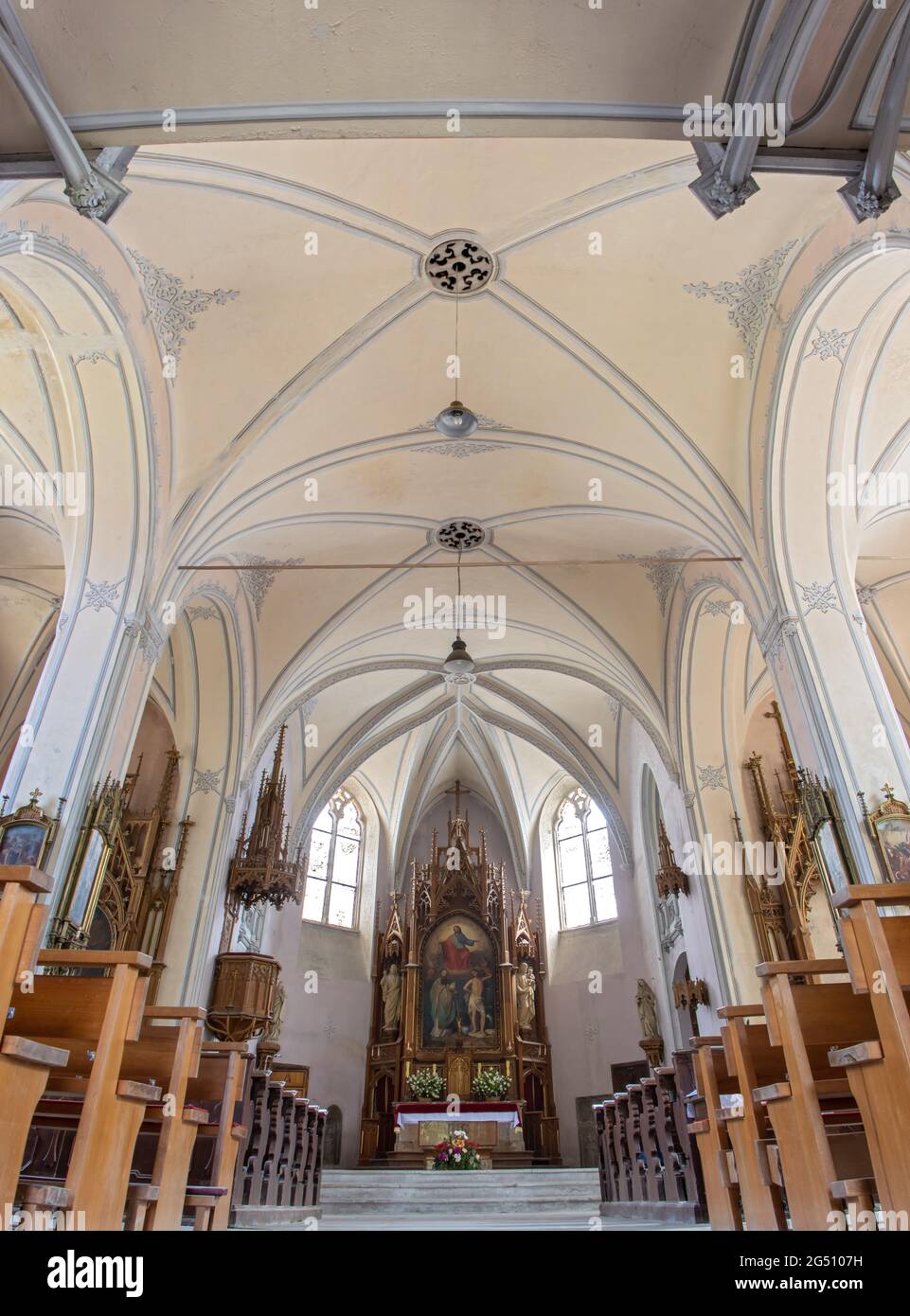 Vaulting arch hi-res stock photography and images - Alamy