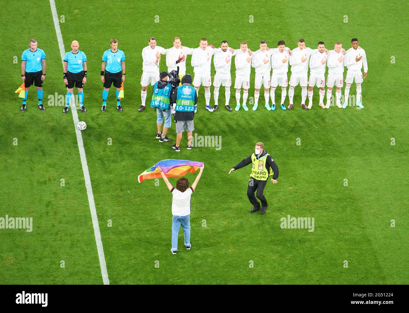 Streaker football hi-res stock photography and images - Alamy