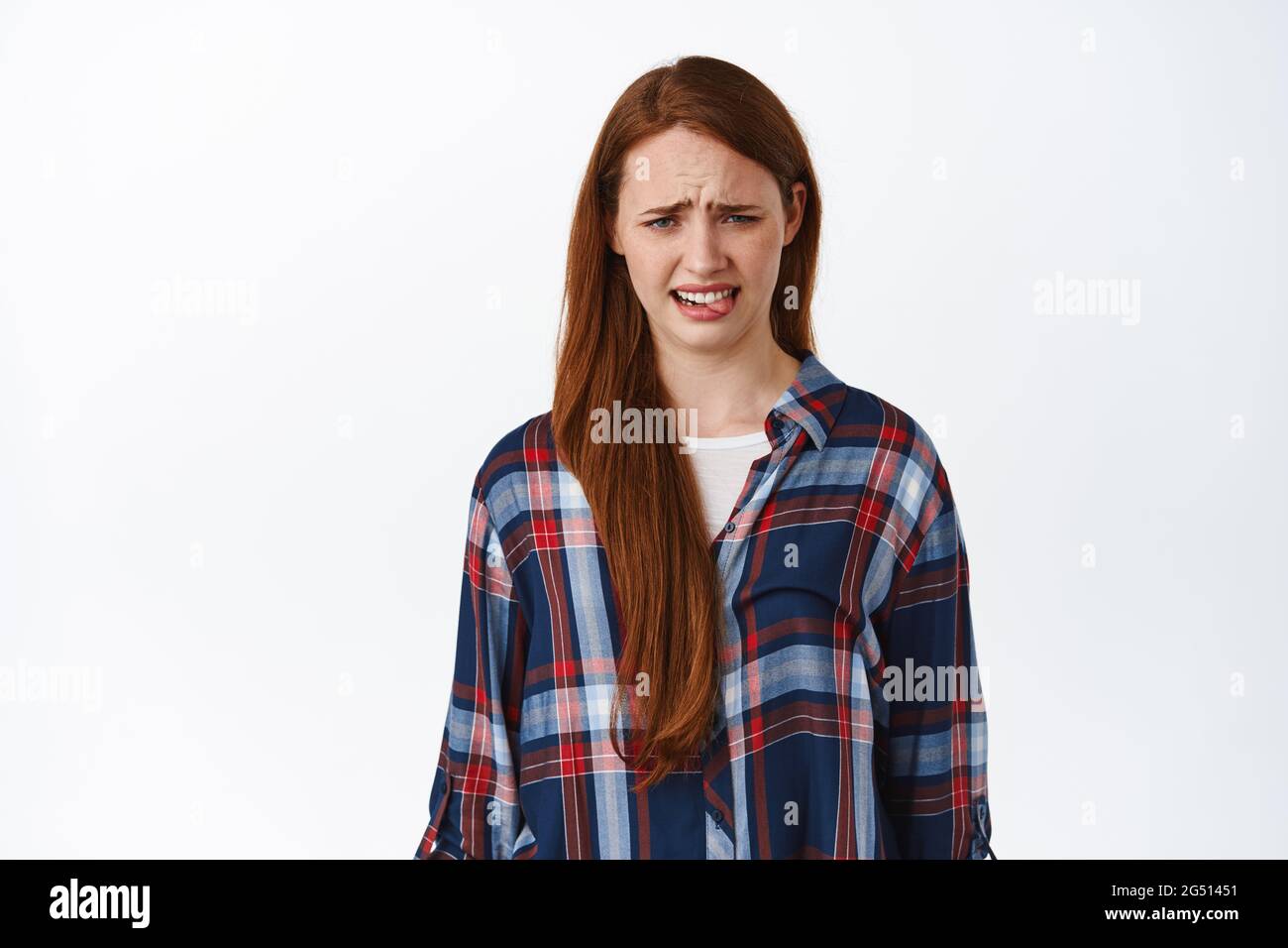 Woman cringe hi-res stock photography and images - Alamy