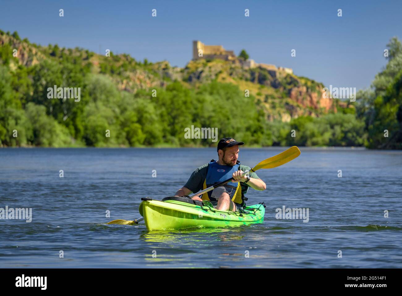 Kayak cielo hi-res stock photography and images - Alamy