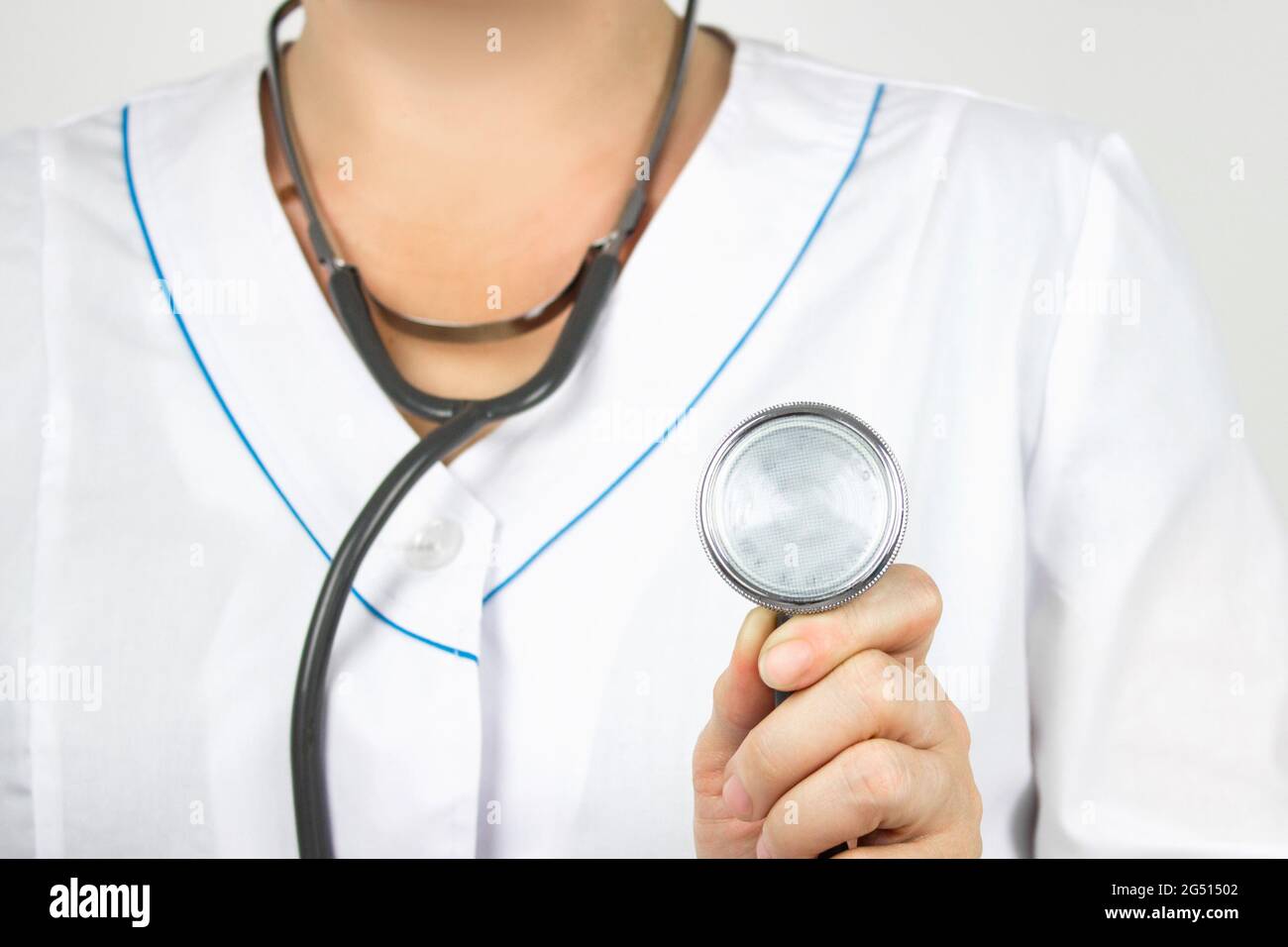 With a stethoscope in hand hi-res stock photography and images - Alamy