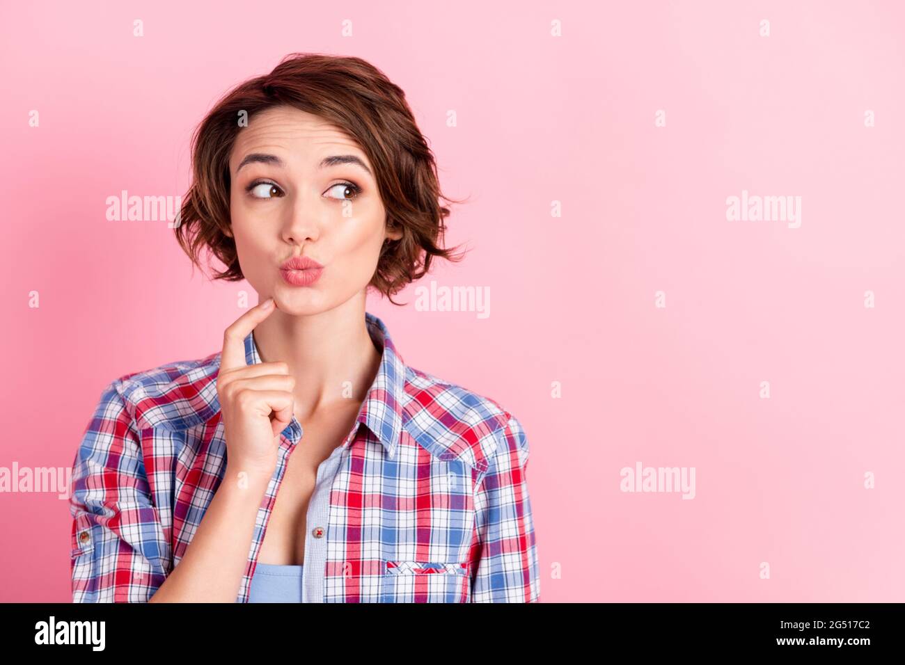 Face brunette pout pouting hi-res stock photography and images - Alamy