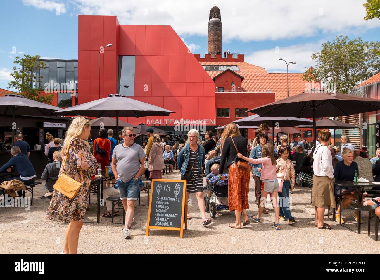 The old malt house hi-res stock photography and images - Alamy