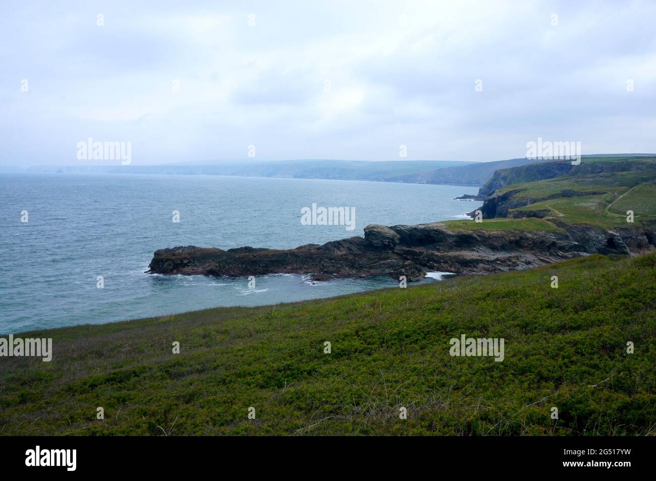 Entrance port gaverne hi-res stock photography and images - Alamy