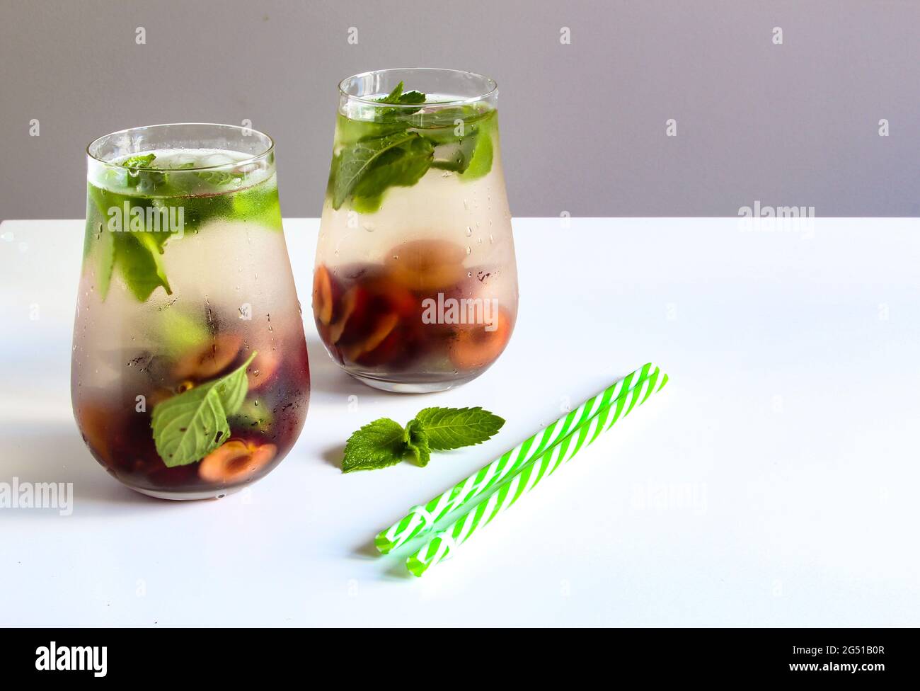 Coctail hi-res stock photography and images - Alamy