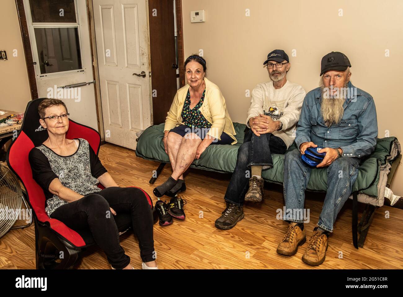 Adult brothers hi-res stock photography and images - Alamy