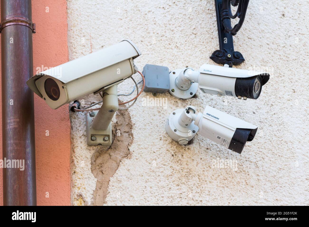 Hikvision hi-res stock photography and images - Alamy