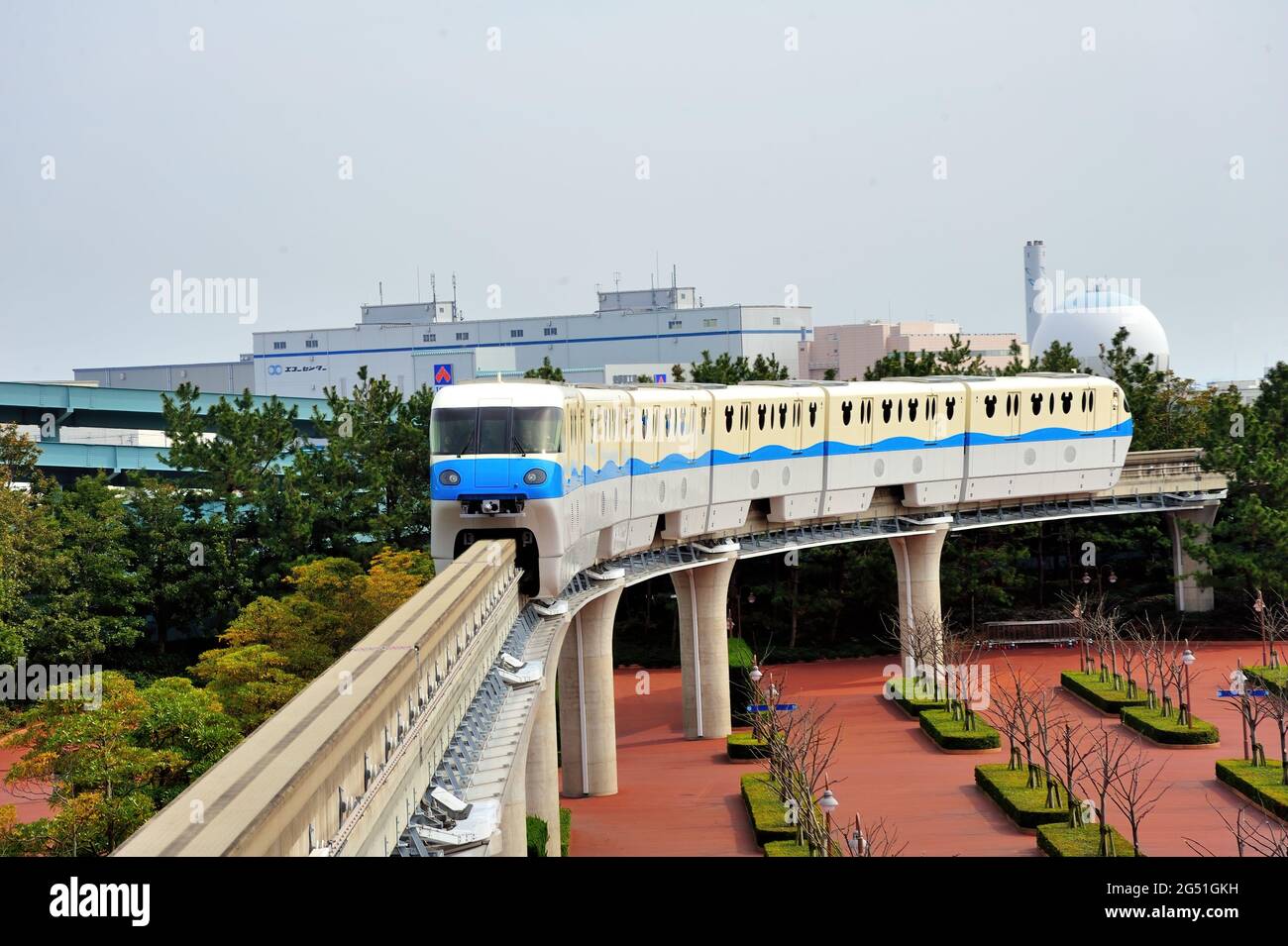 Disney Monorail High Resolution Stock Photography and Images - Alamy