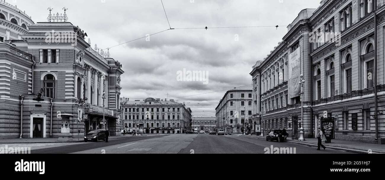 Mariinsky theatre hi-res stock photography and images - Alamy