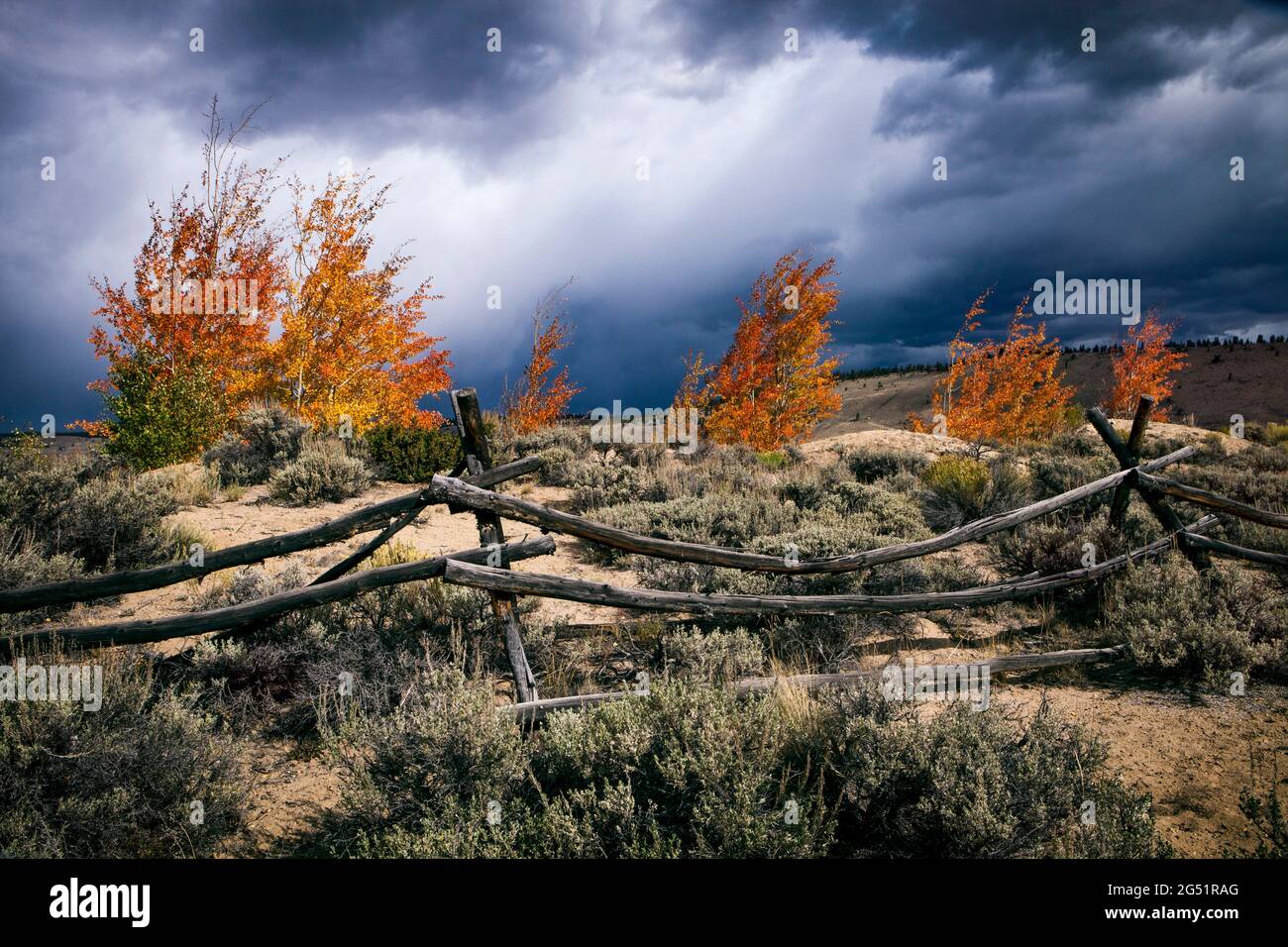 Dramatic landscape scenery hi-res stock photography and images - Alamy
