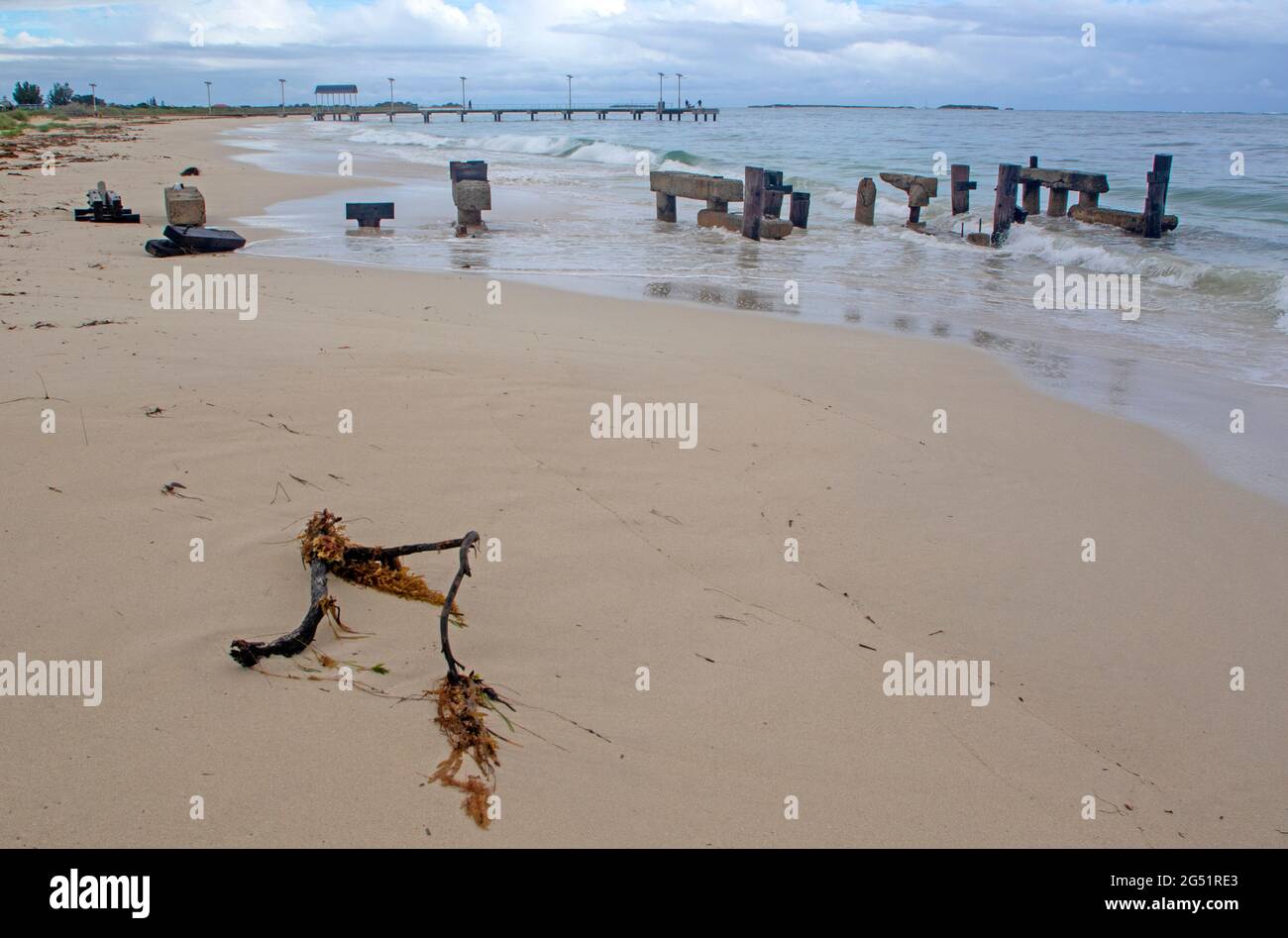 Old jetty bay hi-res stock photography and images - Alamy