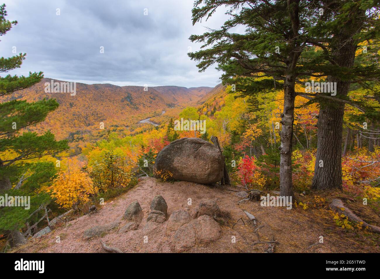 Beautiful scenery of the valley as seen through a lookout hiking the ...