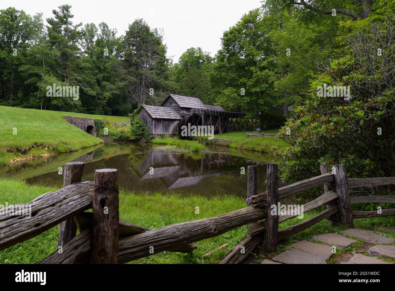 Water wheel mabry mill hi-res stock photography and images - Alamy
