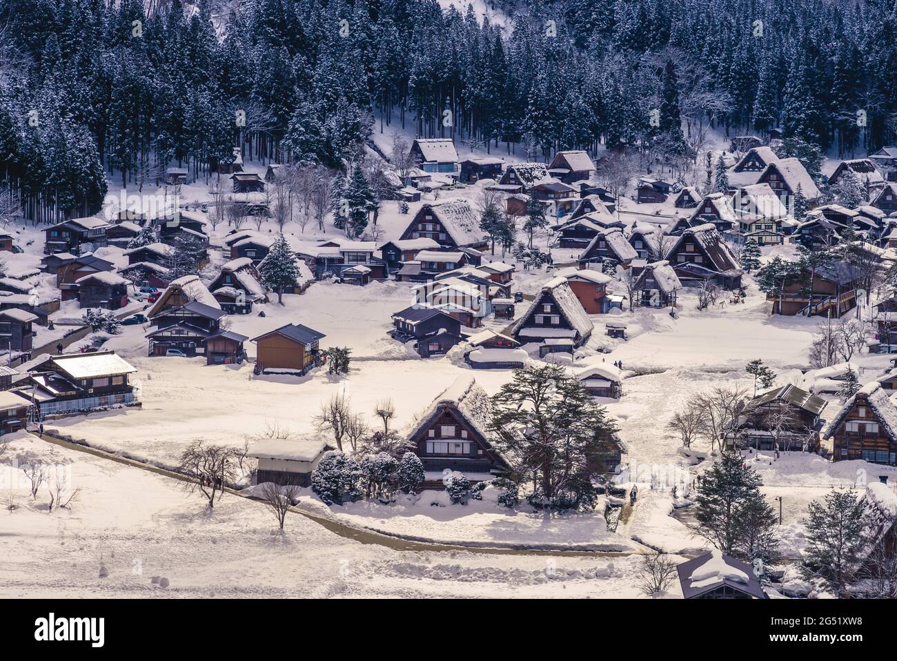 snow scenery of Ogimachi village at Shirakawa, gifu in japan Stock ...