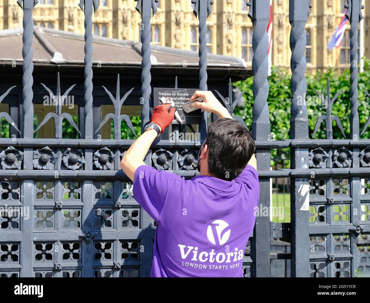 Stickering hi-res stock photography and images - Alamy