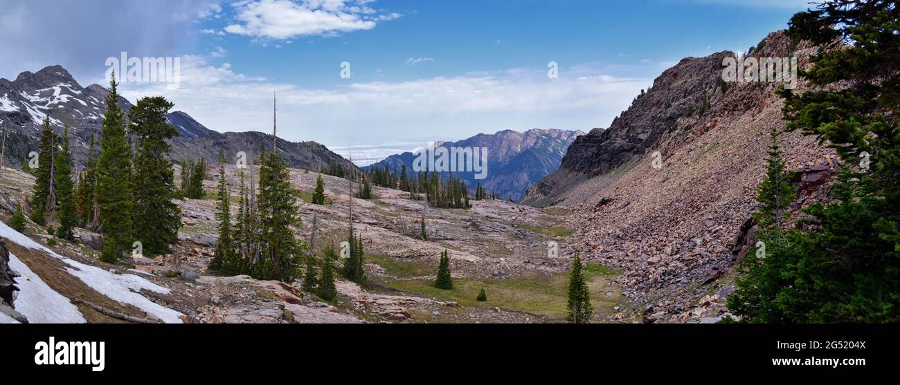 Rocky Mountains Sundial Peak at Lake Blanche hiking trail vista views ...
