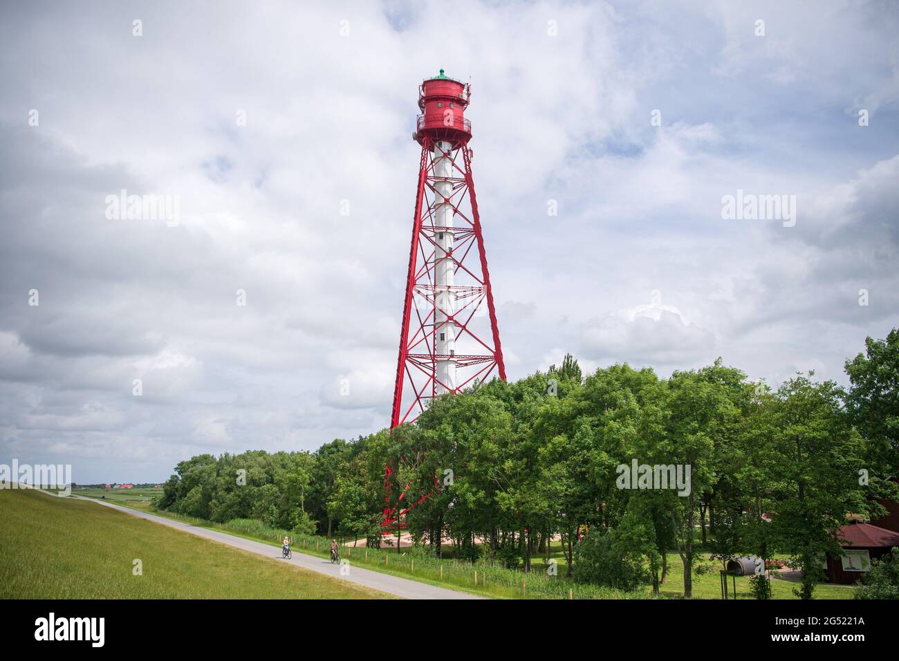 Campen, Germany. 22nd June, 2021. The Campen lighthouse at the East ...